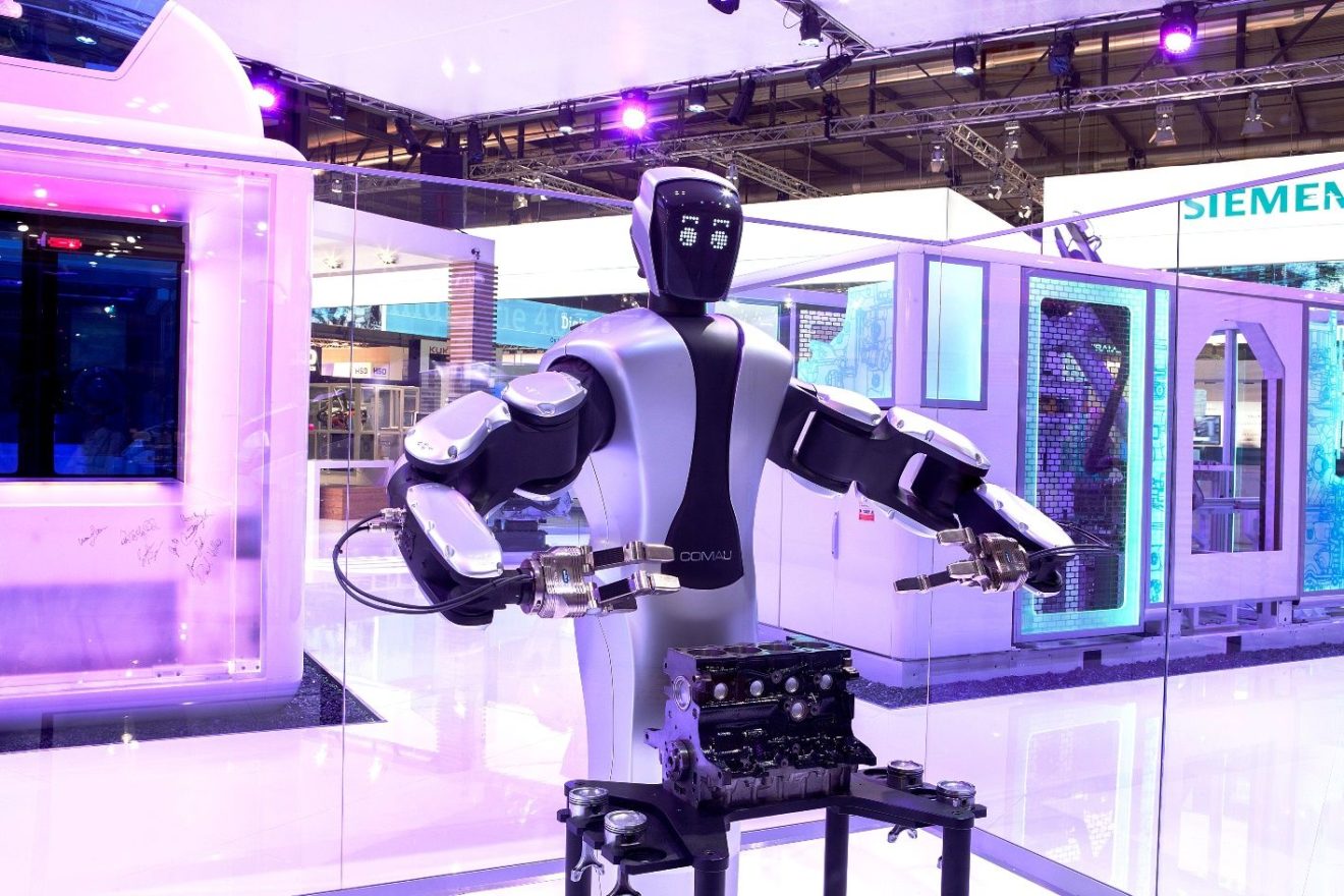 Robot artista, se Amico emula Leonardo – Enkey Magazine